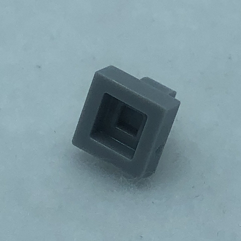 LEGO 15712 Light Bluish Gray Tile, Modified 1 x 1 with Open O Clip (x1 ...