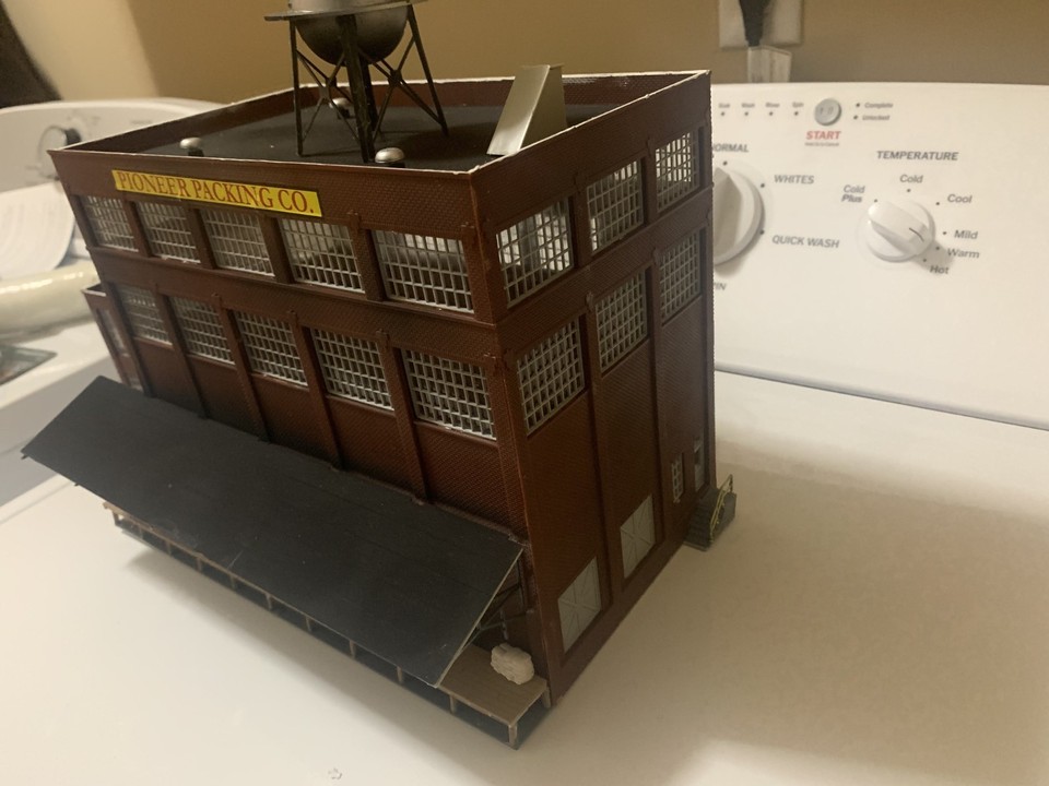 CHAMPION MEAT PACKING & PROCESSING PLANT - HO Scale PLASTIC 933-3048 ...