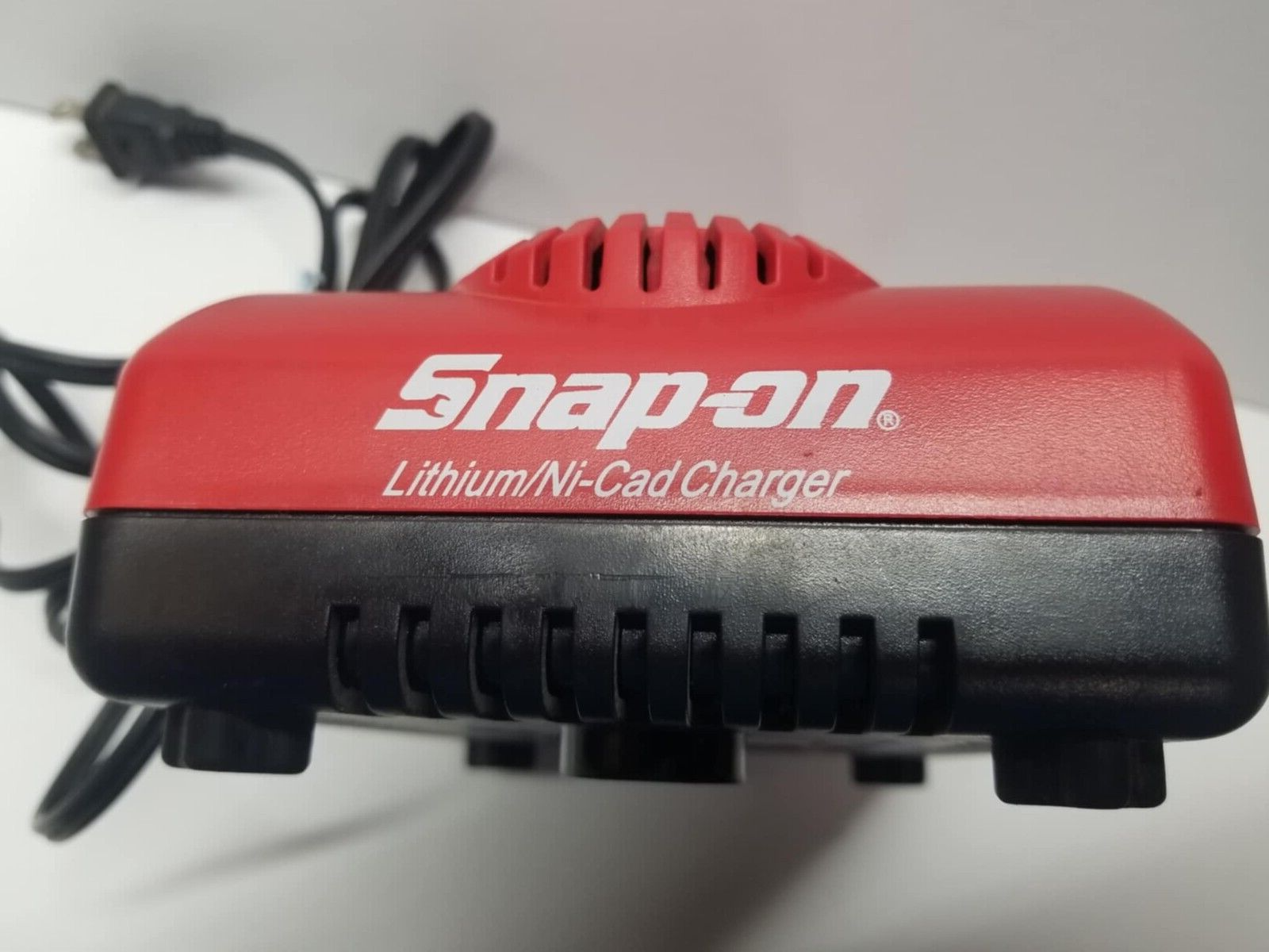 SNAPON TOOLS USA 14.4 - 18 VOLT BATTERY CHARGER CTC620 LITHIUM NI-CAD ...