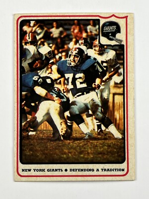 1976 NFL Fleer Team Action Sticker #44 - New York Giants / Defending a ...