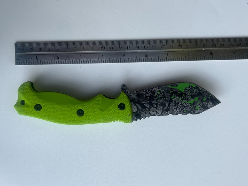 Z-Hunter ZB-A106B Zombie Folding Knife 8" Green Handle, Skull Blade | eBay