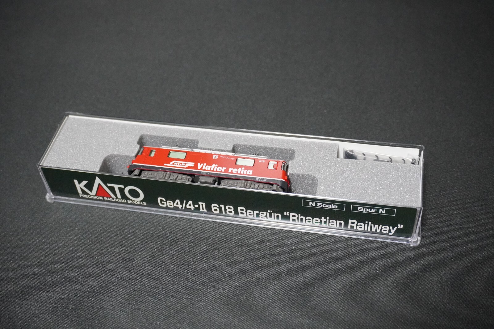 KATO 3102-3 N Scale Alpine Locomotive Ge4/4-Ⅱ RhB Logo Railway Model ...