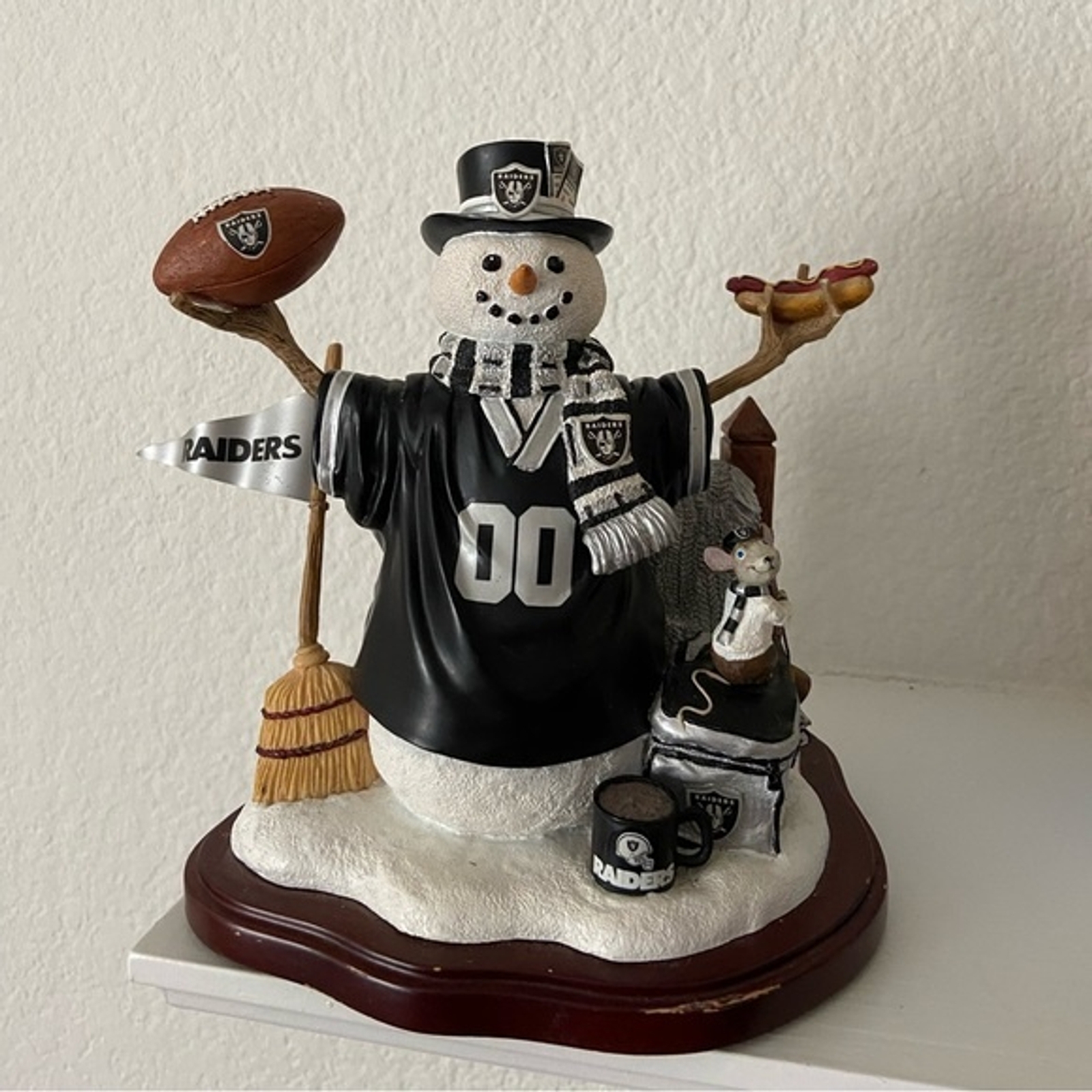 Danbury Mint Raiders NFL Snowman Figure Holiday Season Decor | eBay