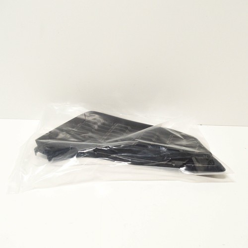 NEW BMW M4 F82 FRONT BUMPER LOWER RIGHT GRILLE 51118054302 8054302 2016 ...