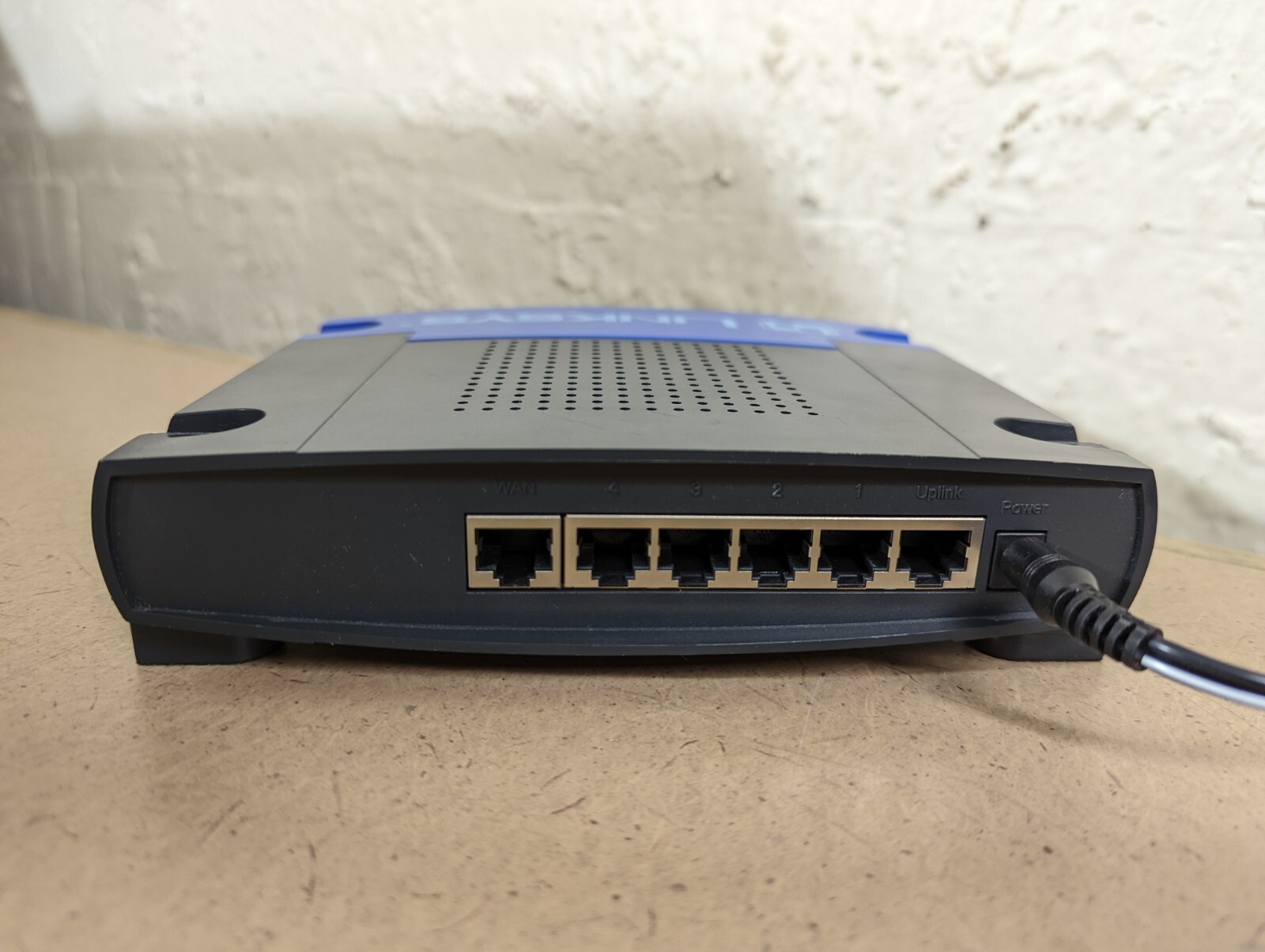 LINKSYS CISCO BEFSR41 v2 Etherfast 4-Port Cable/DSL Router 4-Port ...