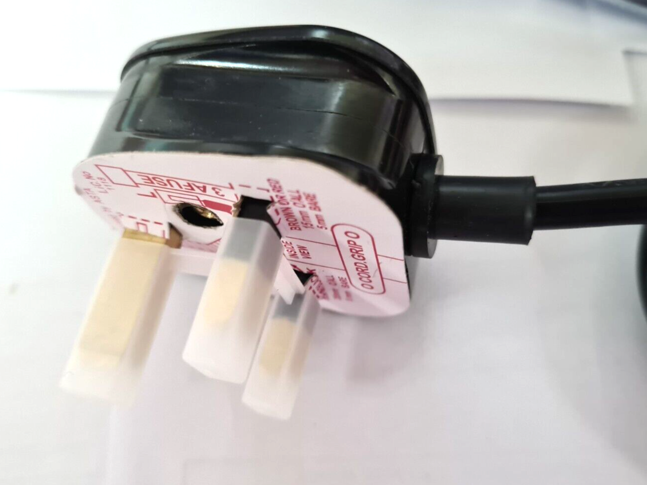 Inspection Lamp 240v Mains Light With Hanging Hook - 5m Lead - Camping ...