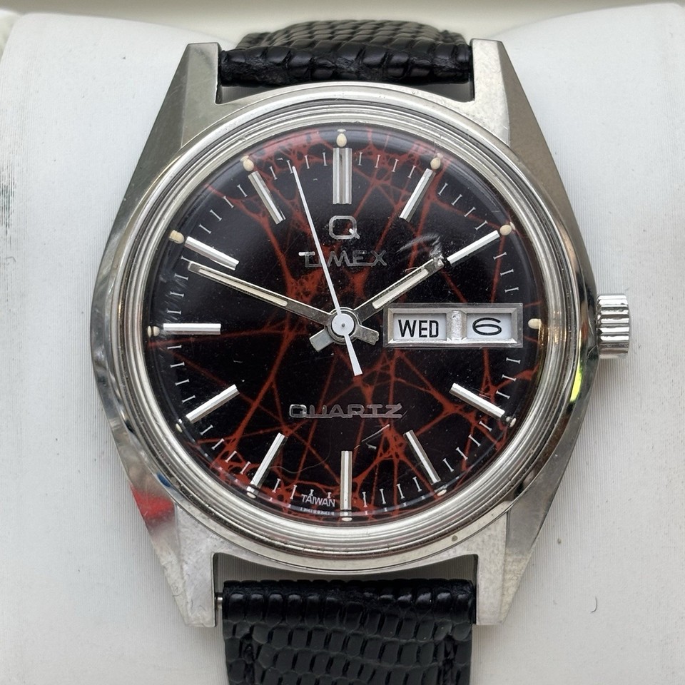 1978 Timex Pulp Fiction Vincent Vega Q Quartz Men's Vintage Watch Red ...