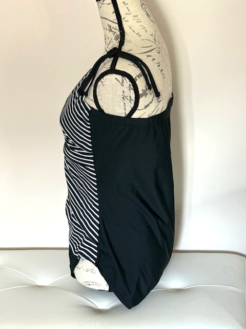 Miraclesuit Swimsuit Black White Stripes Slimming Bra One Piece Size 14 ...