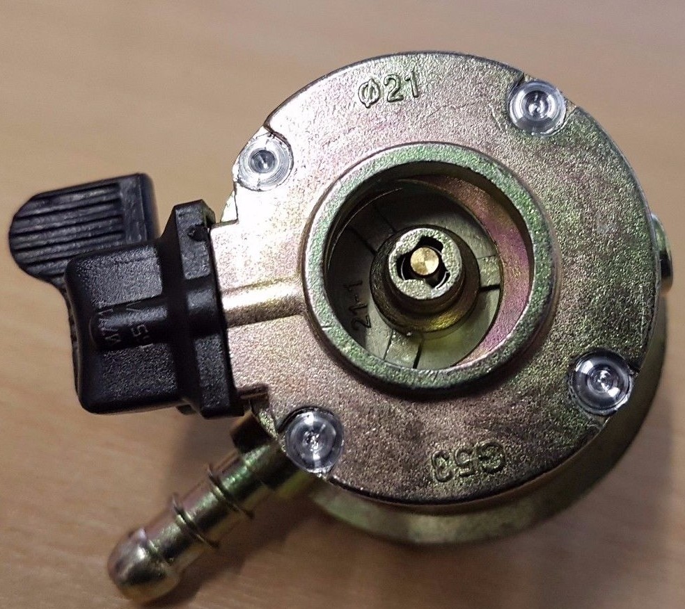 21mm Clip-On Butane Gas Regulator - Suitable for 7kg & 15kg Calor Gas ...