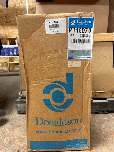 DONALDSON P115070 - Air filter cross reference