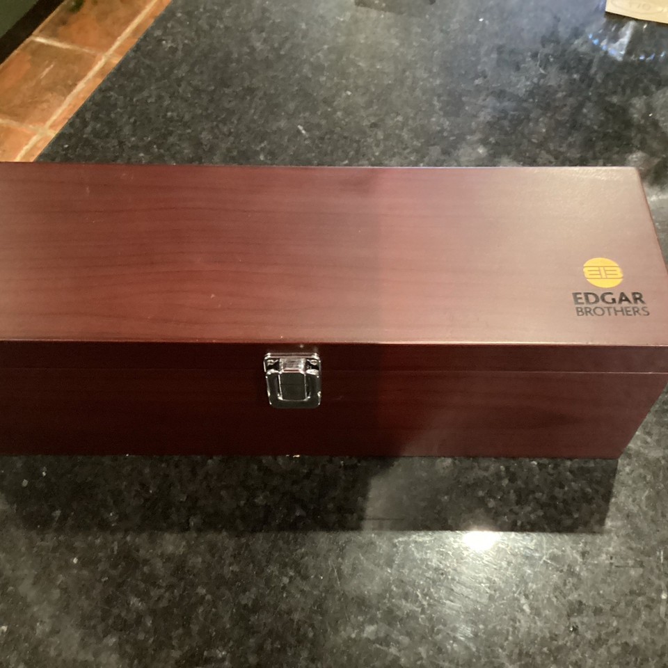 Iconic Edgar Brothers Wooden Wine Presentation Box & Wine Serving Set ...