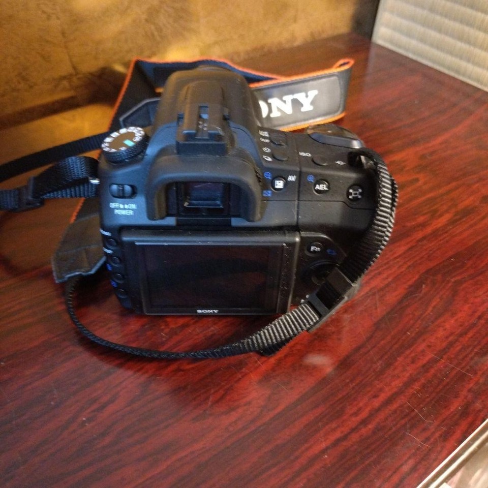 Sony Alpha Series Digital SLR Camera with A Mount Lens No Charger ...