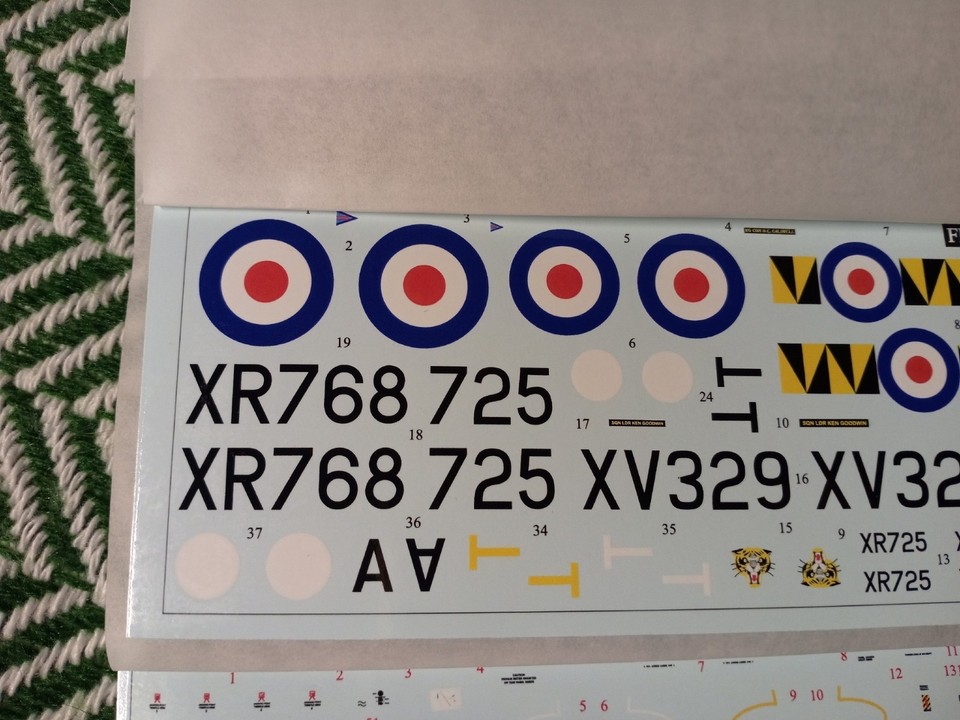 1:72 Decal BAC Lightning 4 Sqn. F.Mk.6 & T.Mk.5 with stencils - UpRise ...