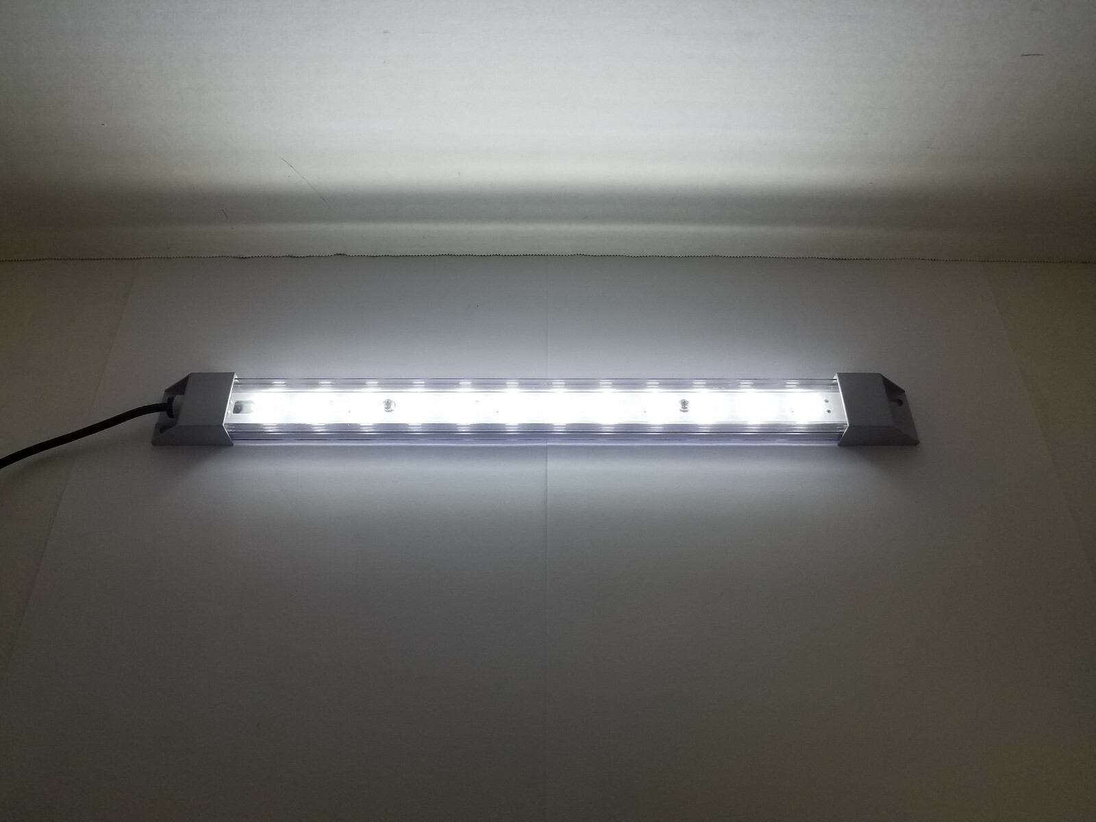 IDEC LF1B-C3S-2THWW4 Linear LED Machine Light 300mm Length, 24 VDC | eBay