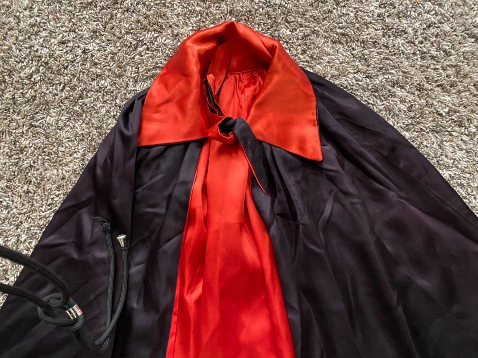 Black/Red HALLOWEEN REVERSIBLE CAPE - One Size- 45” l… - Gem