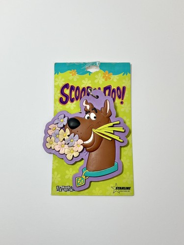 Scooby-Doo Rubber Keychain 2002 Hanna Barbera Scooby Holding Bouquet ...