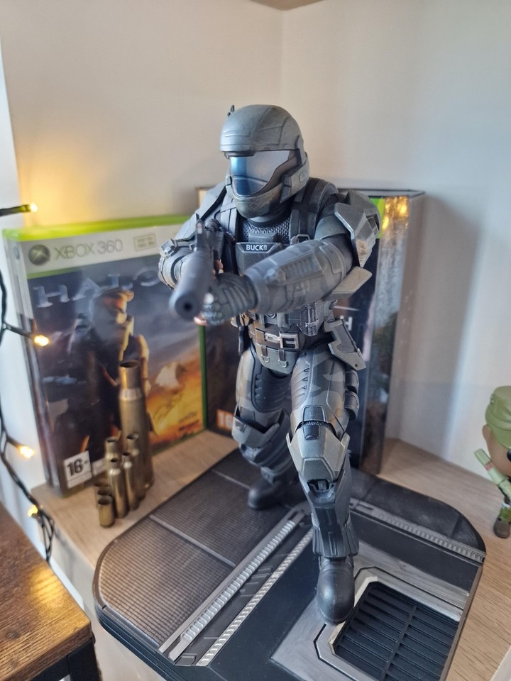 Halo ODST Buck Statue Dark Horse Xbox Exclusive #1214/2000 New Sealed ...
