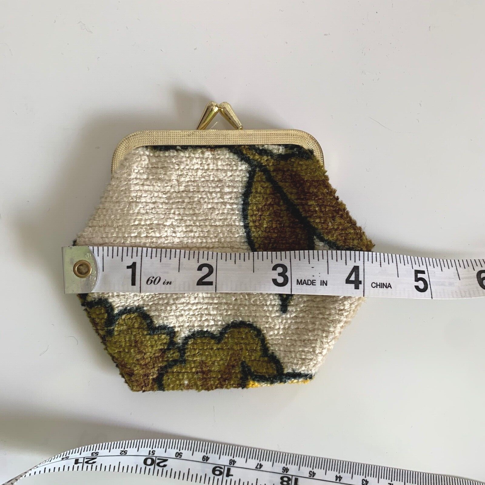 Vintage velvet floral change/coin purses kiss lock cl… - Gem