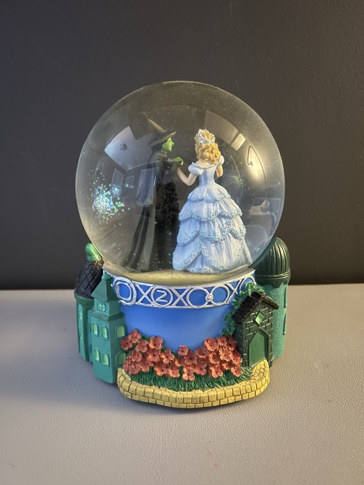 RARE Wicked Musical Snow Globe For Good Elphaba & Glinda Rare Clock ...