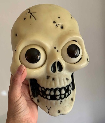 Playtronix Electronic Animated Halloween Talking Skull Moving Eyes ...