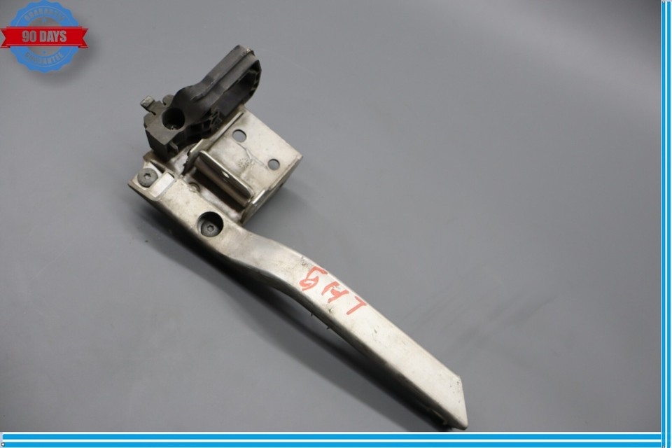 09-15 BMW 750i 750Li F01 F02 Left Radiator Carrier Bracket Frame ...