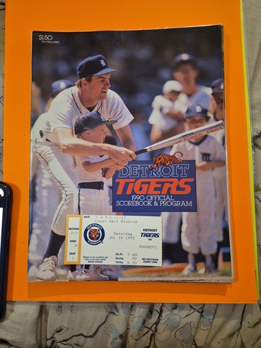 Detroit Tigers 1990 Scorebook & Program vs. Texas Rangers w Ticket N ...