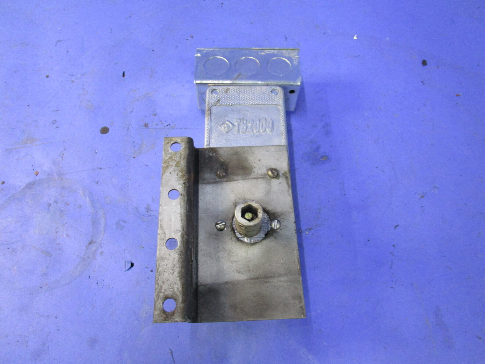 MULTI-PRODUCTS ACTUATOR W/MOUNT PLATE TB2000 .5A 120V 1 Y WARRANTY | eBay