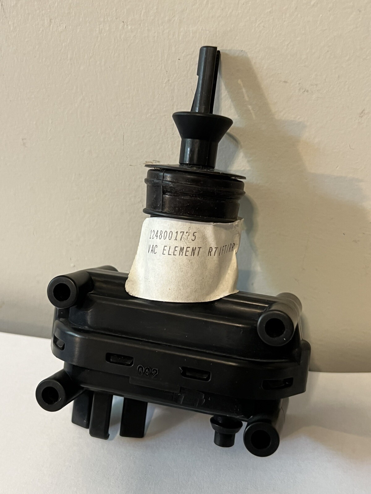 NOS Mercedes W124 W126 R129 Door Lock Vacuum Element A1248001775 124 ...