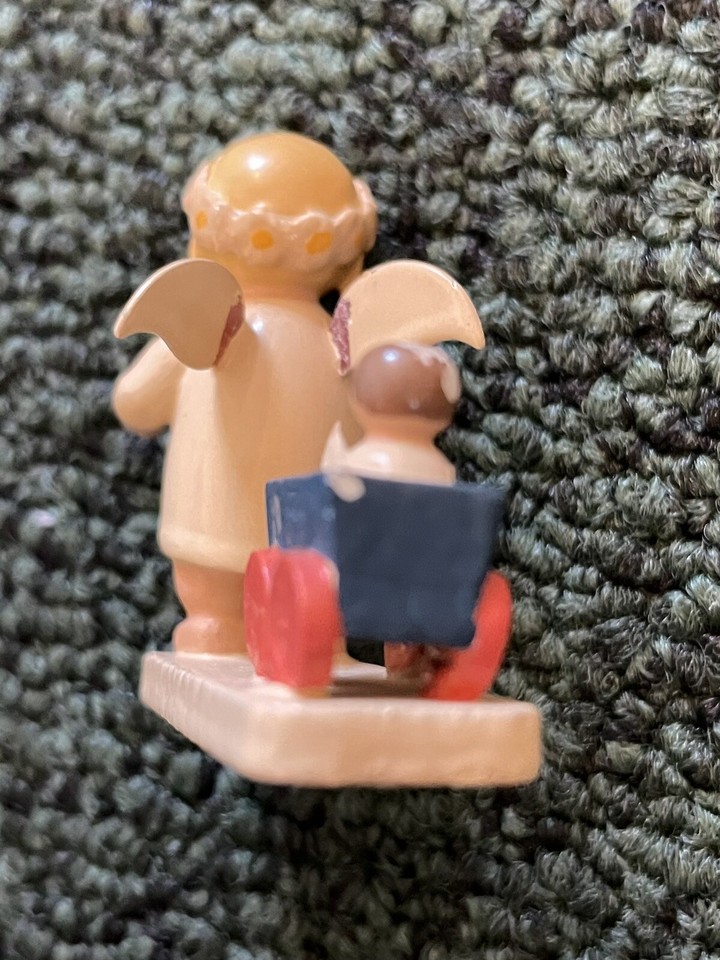 Vintage Erzgebirge Wendt & Kuhn Marguerite Angel Pulling Wagon with ...