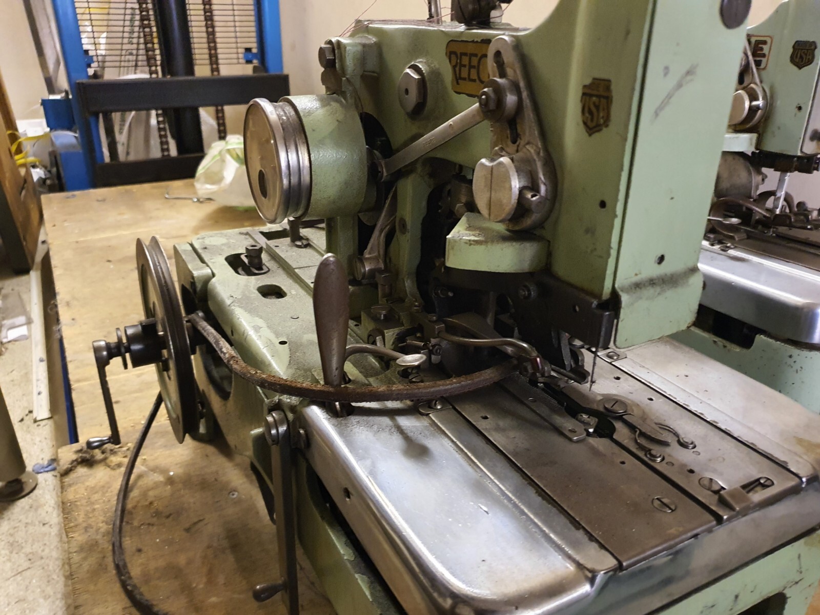 3 Reece 101 Buttonhole Industrial Sewing Machines. Spares Or Repairs ...
