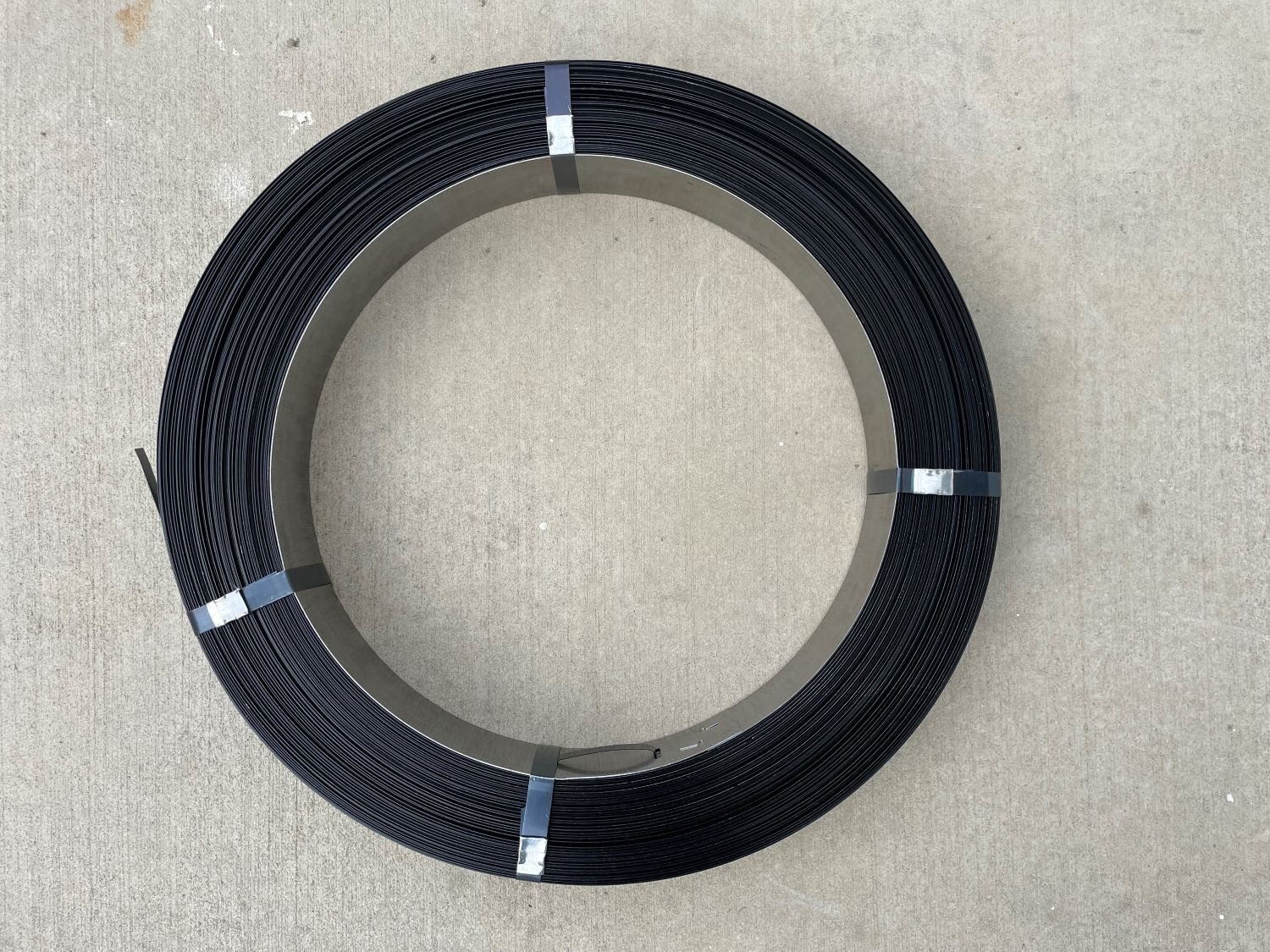 Sandbaggy Steel Strapping Coil (1/2 inch W x 2800 ft L) - UV Resistant ...