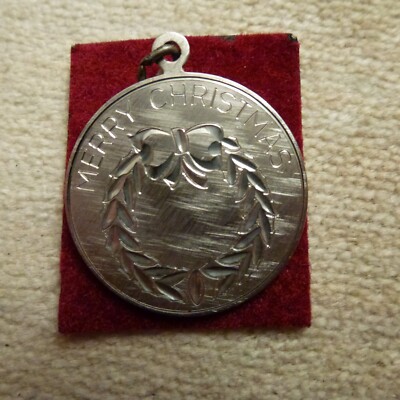 R.L. Griffith Sterling ENGRAVED MERRY CHRISTMAS ROUND CHARM, Pendant ...