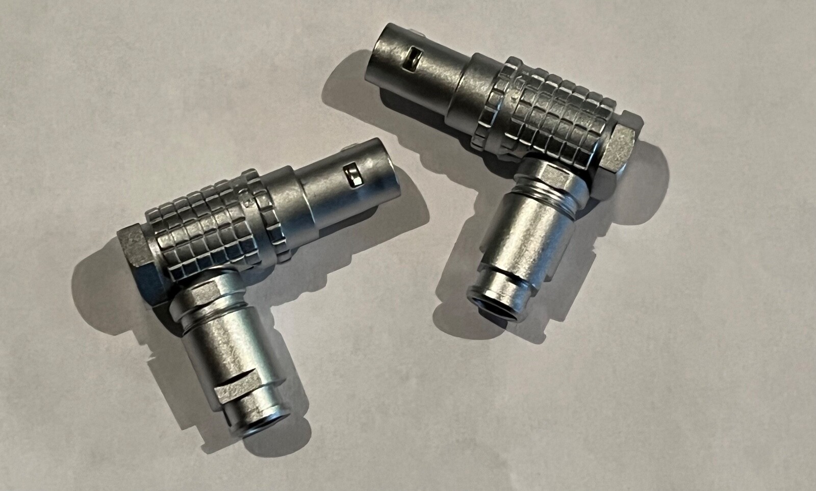 lot of 2 - Lemo FHG.0B.304 CLAD52 Solder Right Angle connector 4 pin Ob ...