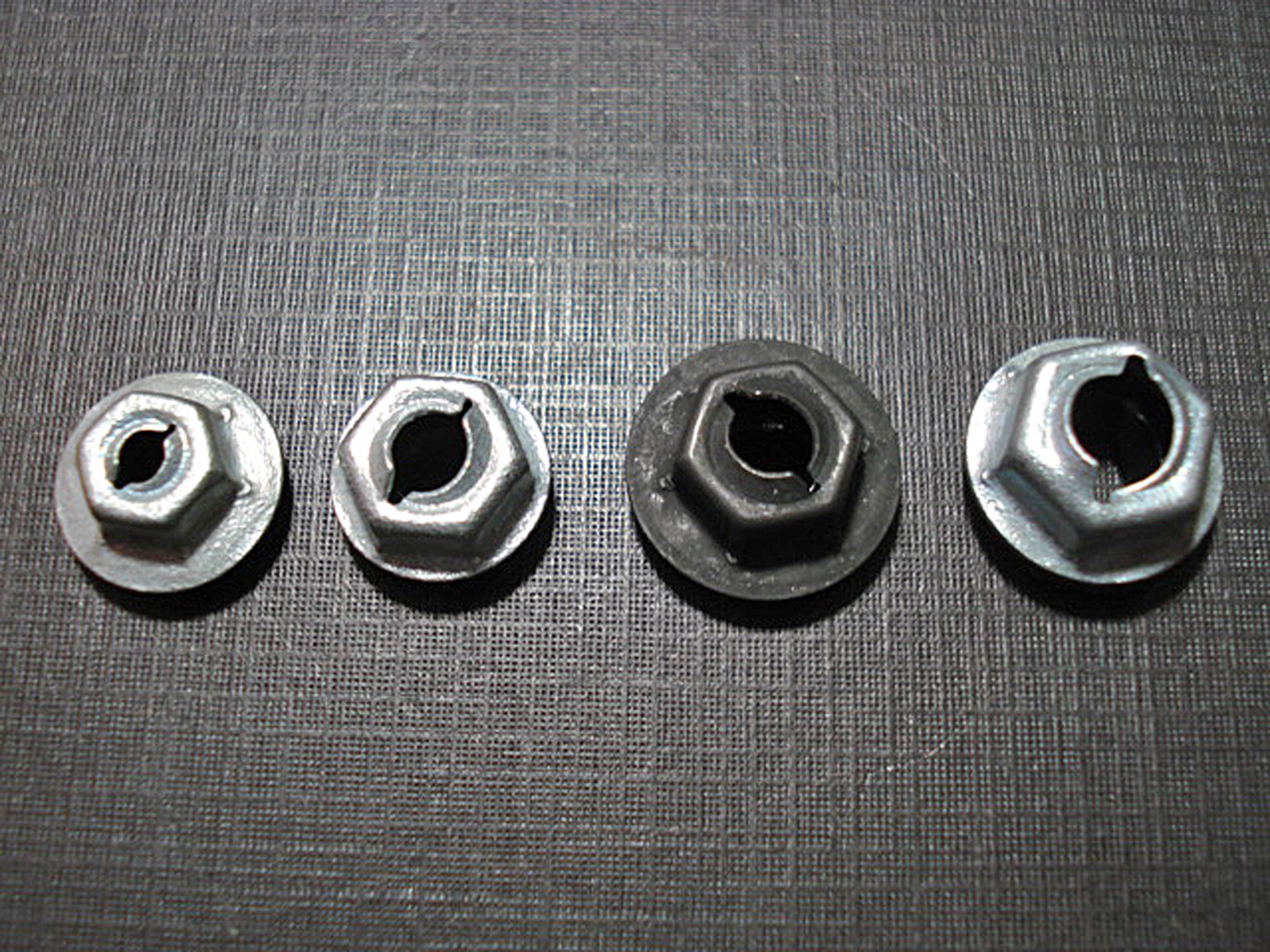 90 pc thread cutting emblem name plate script nuts with sealer ...