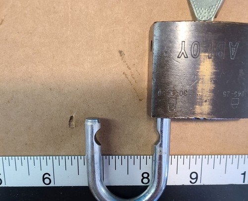 4 x Abloy 3045 vintage model padlocks w/ 6 working keys - Tested good ...