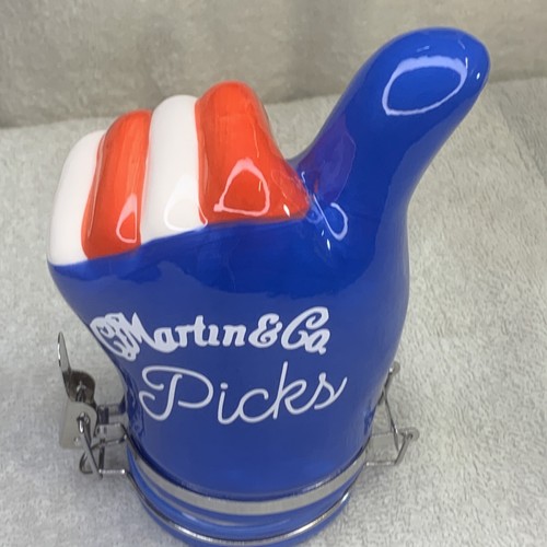 Martin Guitar Pick Holder. New In Original Box | eBay