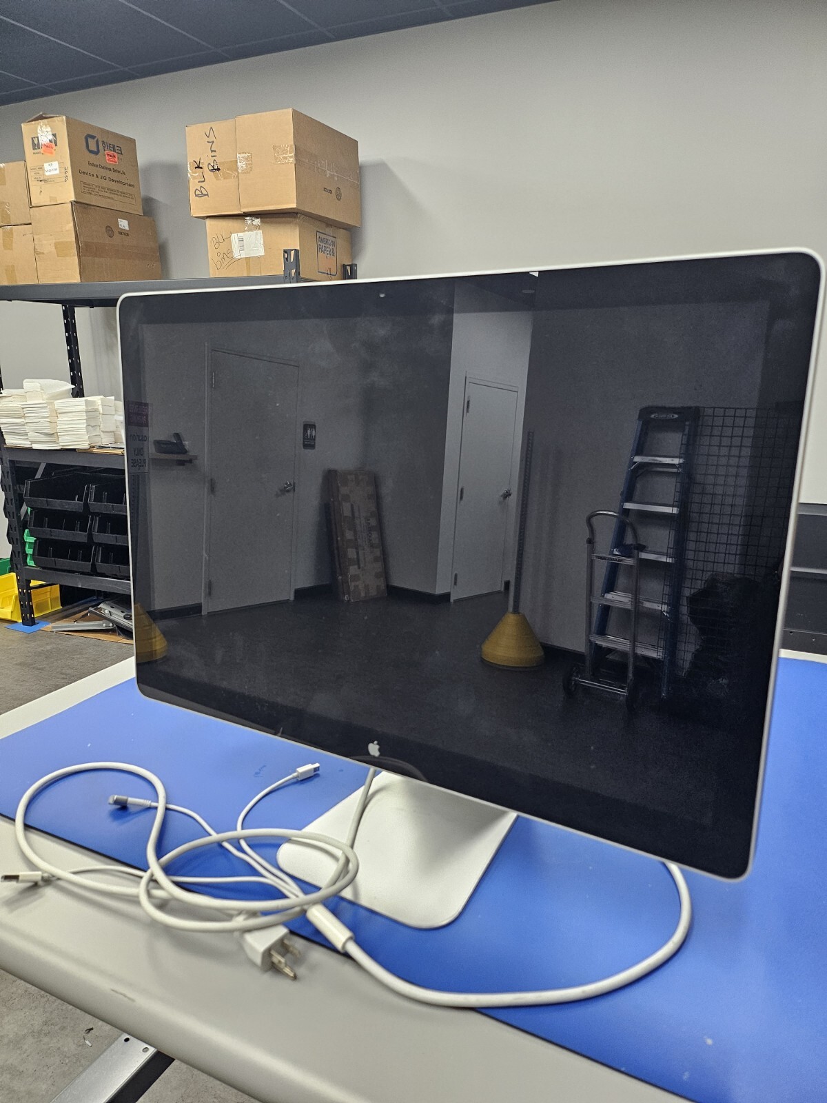 Apple Cinema Display A1267 LCD 24 Inch Monitor | eBay