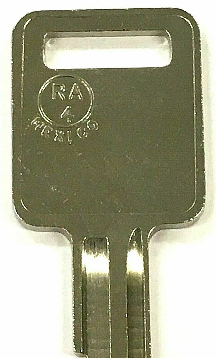 Case Tractors Dozers Construction Equipment Key Blank RA4 RA7 RB2 1584 ...