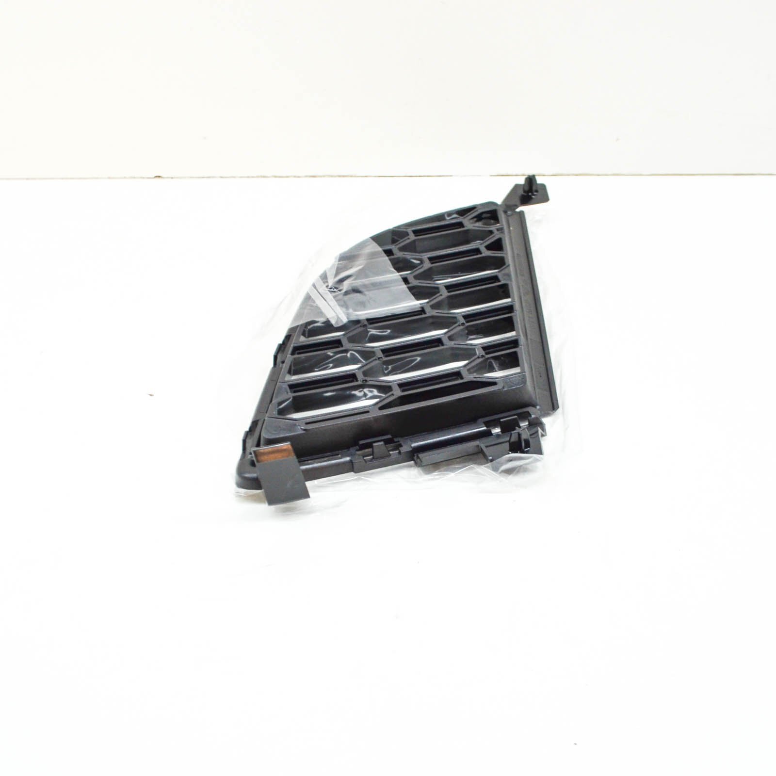 BMW+3+G20+Front+M+Bumper+Right+Center+Lower+Grill+Part+51118075602 ...