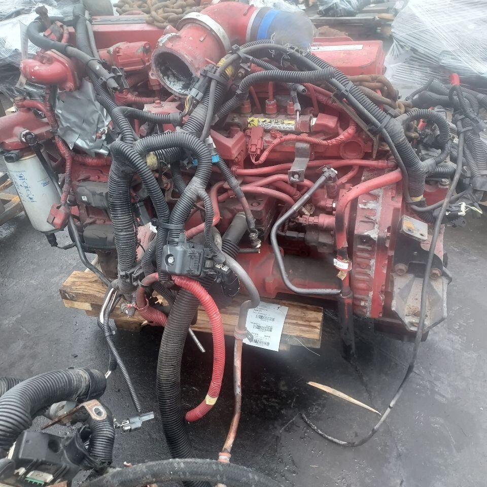 USED 2015 CUMMINS ENGINE / 6.4L ENGINE HP:280 AT 2400 RPM / MODEL :ISB6 ...