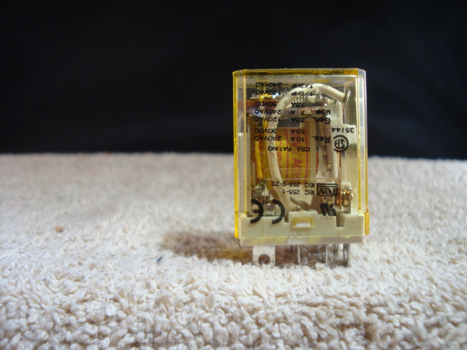 IDEC Plug In Relay RH2B-UL AC110-120V 50/60 Hz | eBay