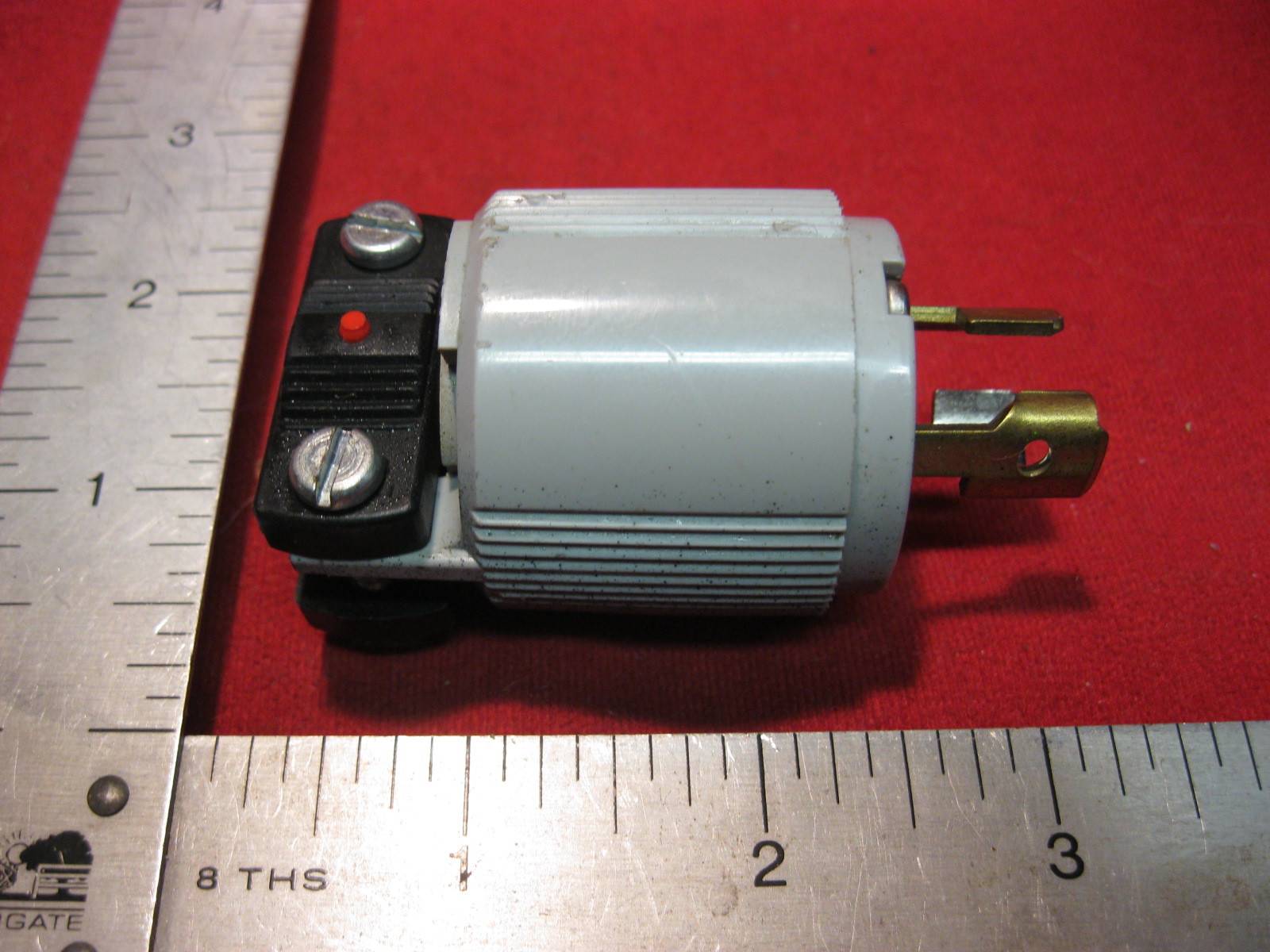 Arrow Hart Twist Lock Male Plug 15 Amp 125 Volt | eBay