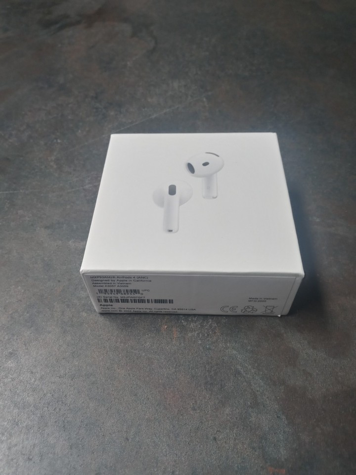 Apple Airpod 4th Generation with White Charging Case New In Box | eBay