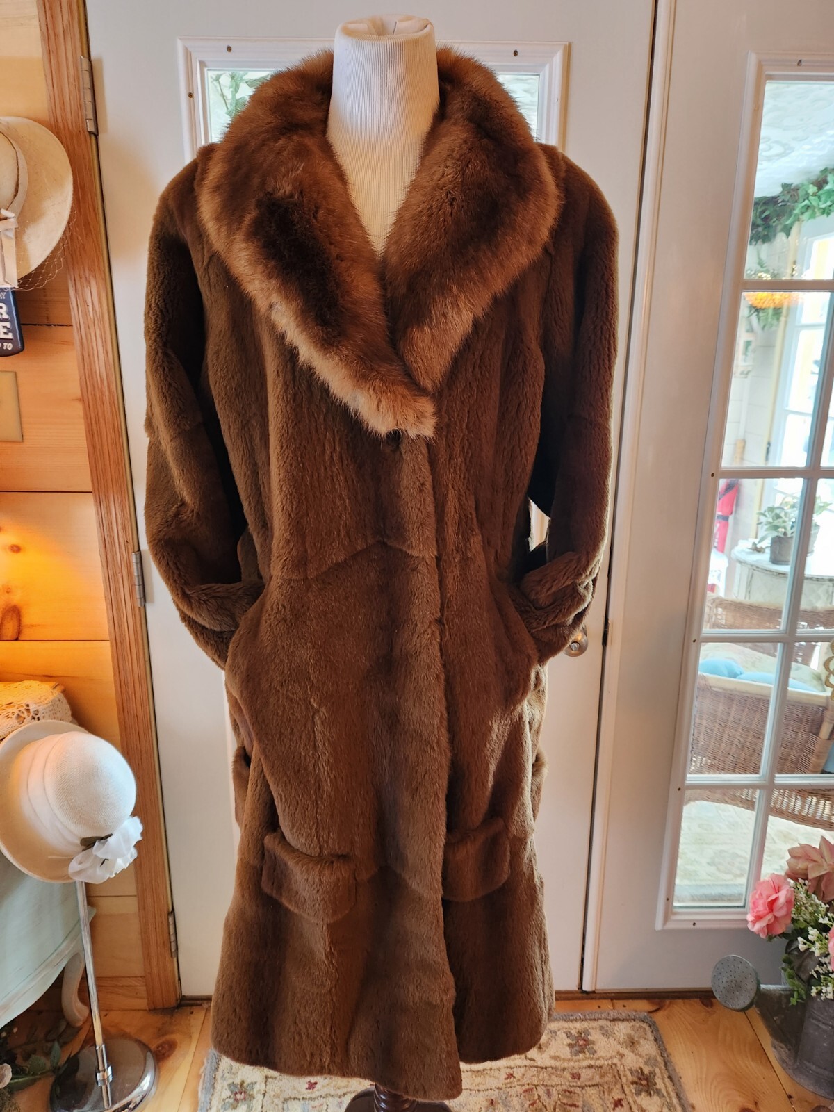 Beautiful Brown Sheared Mink & Russian Sable Coat Female Pelts Fits 1 X ...