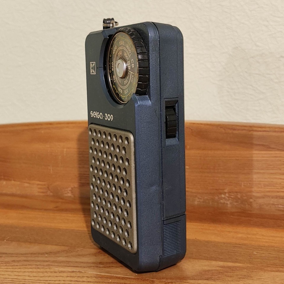 SELGA-309 B V age 1985 Soviet Russian Transistor Radio Receiver USSR ...