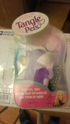 Tangle Pets Brush (Cupcake the Cat) The Detangling Brush in a Plush | eBay