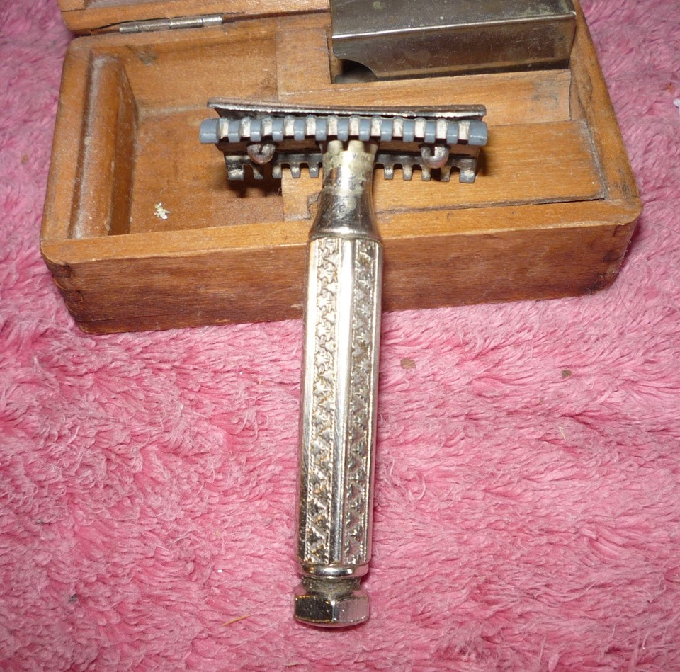 RARE ANTIQUE ERICSSON SAFETY RAZOR 1929 IN ORIGINAL WOOD CASE | eBay
