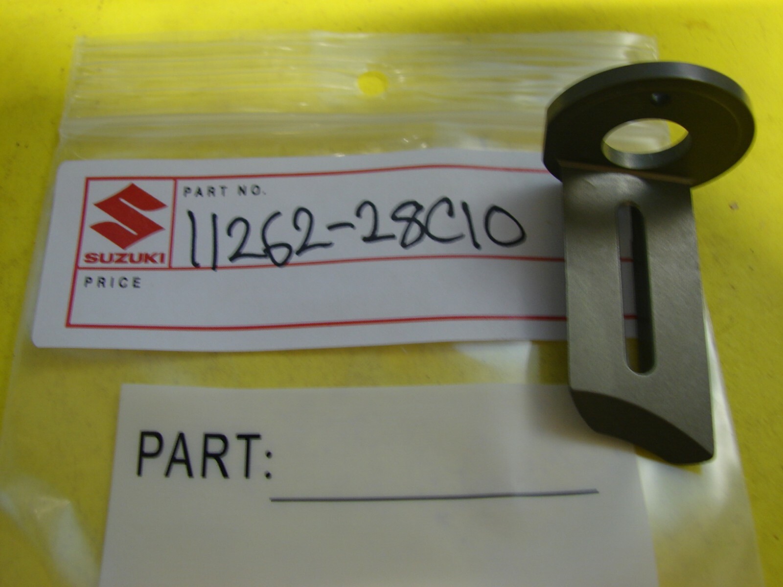NOS Suzuki 11262-28C10 LEFT HAND EXHAUST VALVE NEW OEM | eBay
