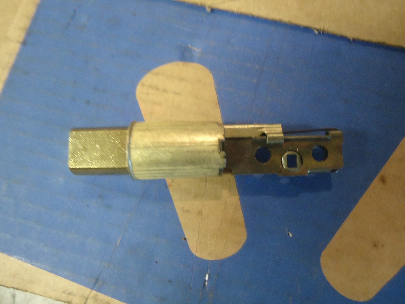 WEISER STANDARD DUTY 2-3/4" BACKSET DRIVE IN DEADBOLT LATCH DBL ...