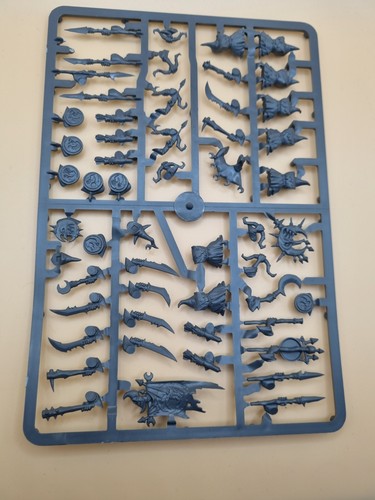Warhammer Age Of Sigmar Gloomspite Grots on Sprue C927 | eBay